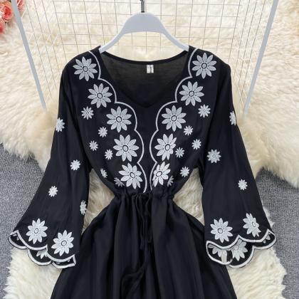 Cute A Line Embroidered Dress on Luulla
