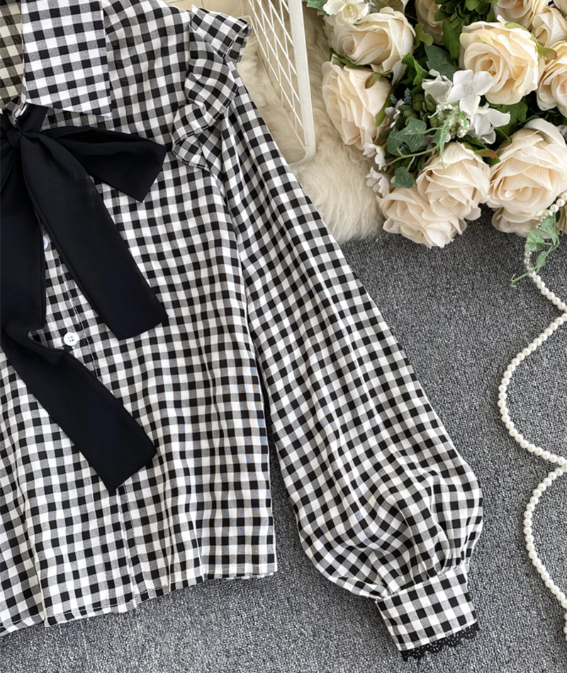 Cute Black Plaid Top on Luulla